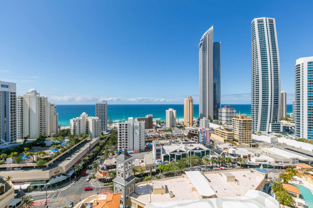 Chevron Renaissance Surfers Paradise – HRSP.com.au