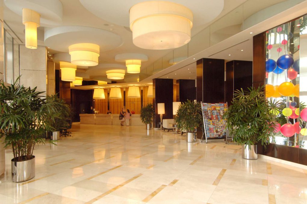 Chevron Renaissance Surfers Paradise – HRSP.com.au