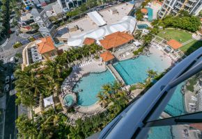 Chevron Renaissance Surfers Paradise – HRSP.com.au