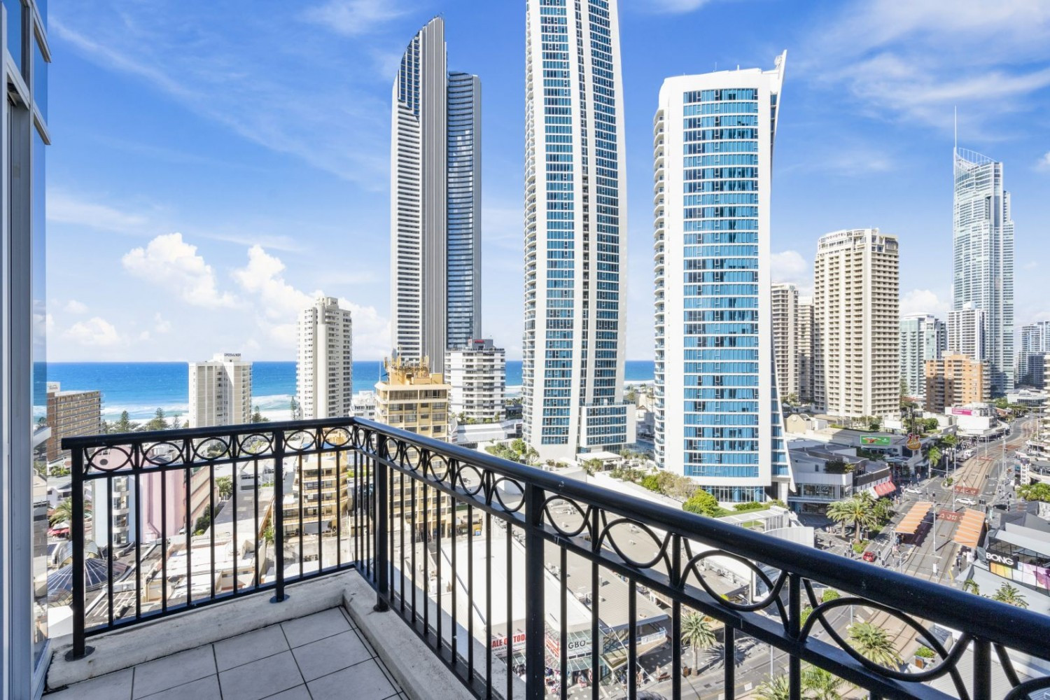 Chevron Renaissance Apartment 1135, Surfers Paradise Apartment