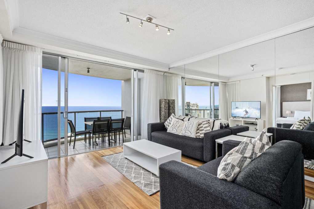 Chevron Renaissance Apartment 2402, Surfers Paradise accommodation